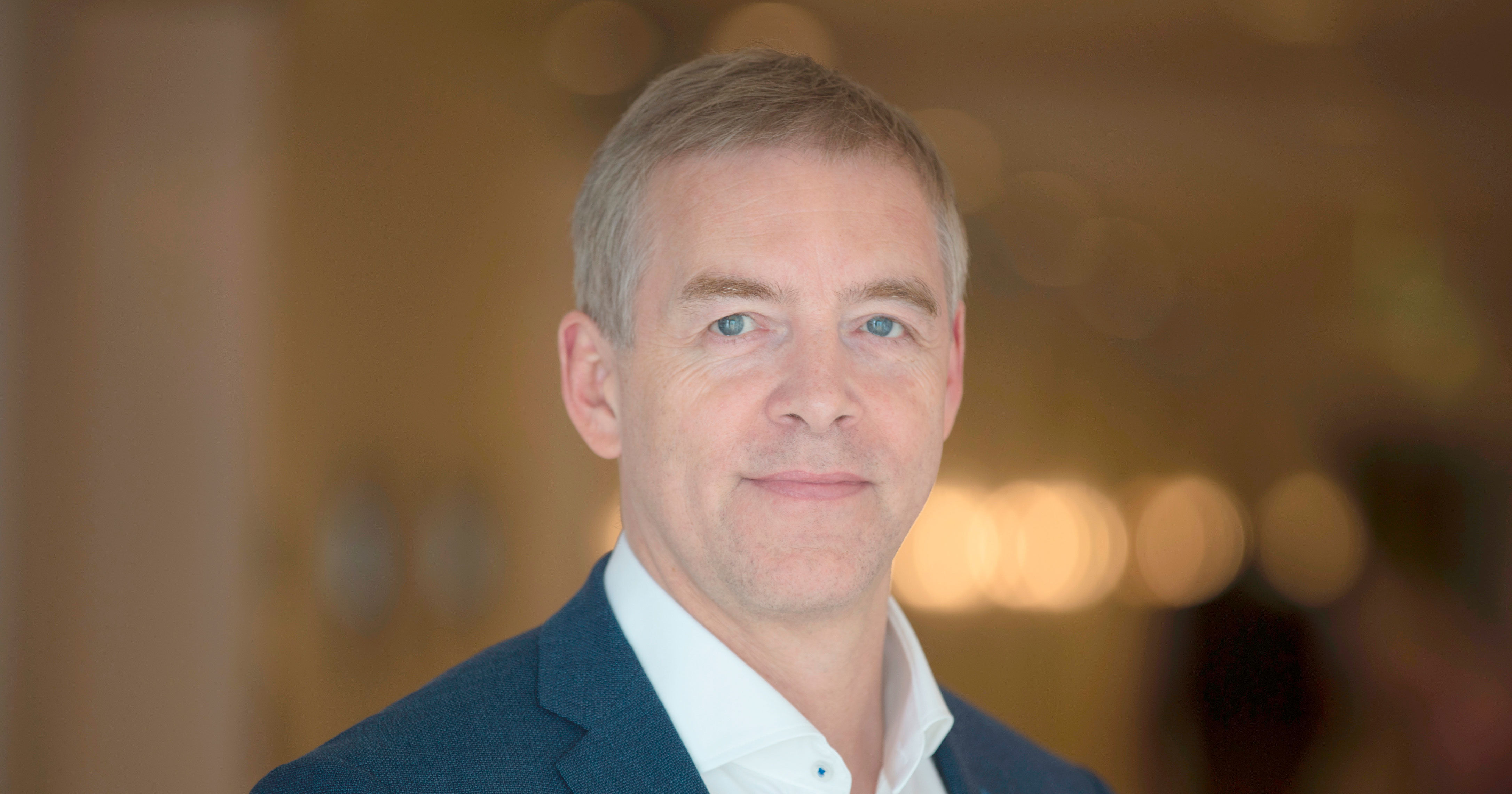 Svo bregðast krosstré sem önnur tré. Davíð O. Arnar | 01. tbl. 106. árg ...